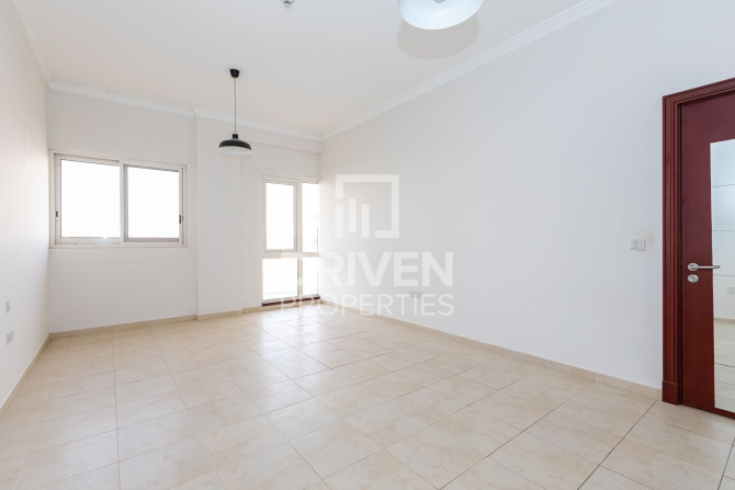 Cozy Unit with Magnificent Canal View | Rented - Propsearch.ae