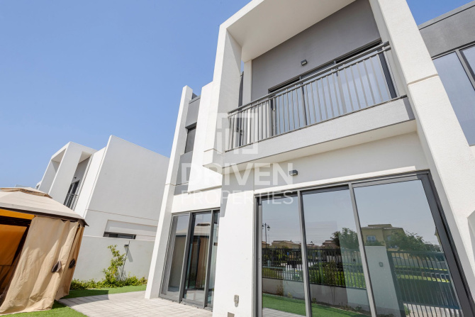 Excellent Location | Best Layout and Spacious - Propsearch.ae