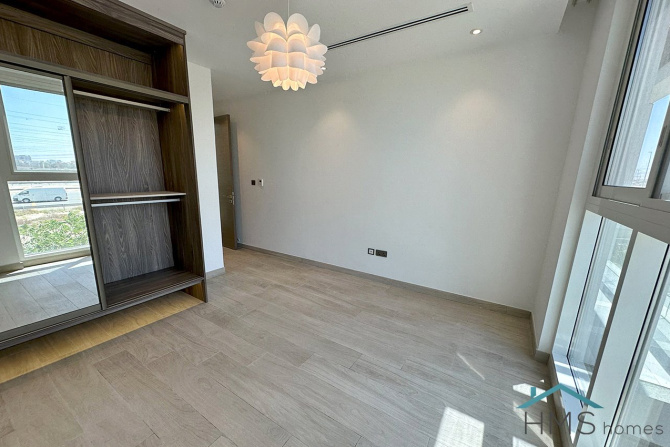 Pool Facing | Vacant Now | Gated Community | Luxury Living - Propsearch.ae