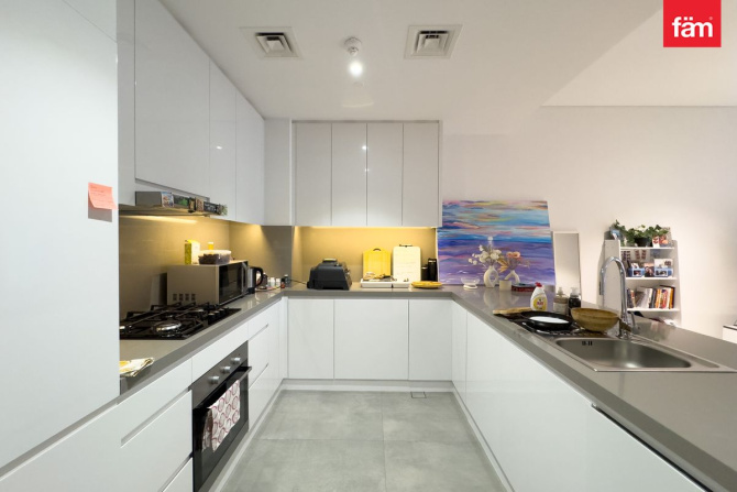 Stunning view | Ready apartment | huge terrace - Propsearch.ae