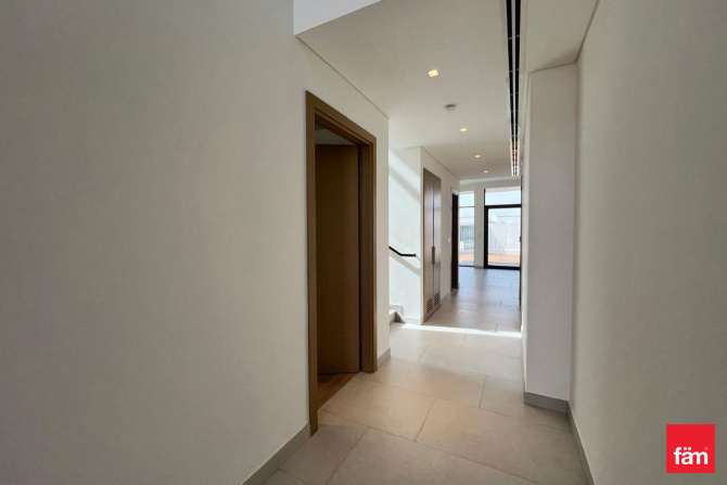 Stand Alone, Huge Plot, Corner Unit - Propsearch.ae