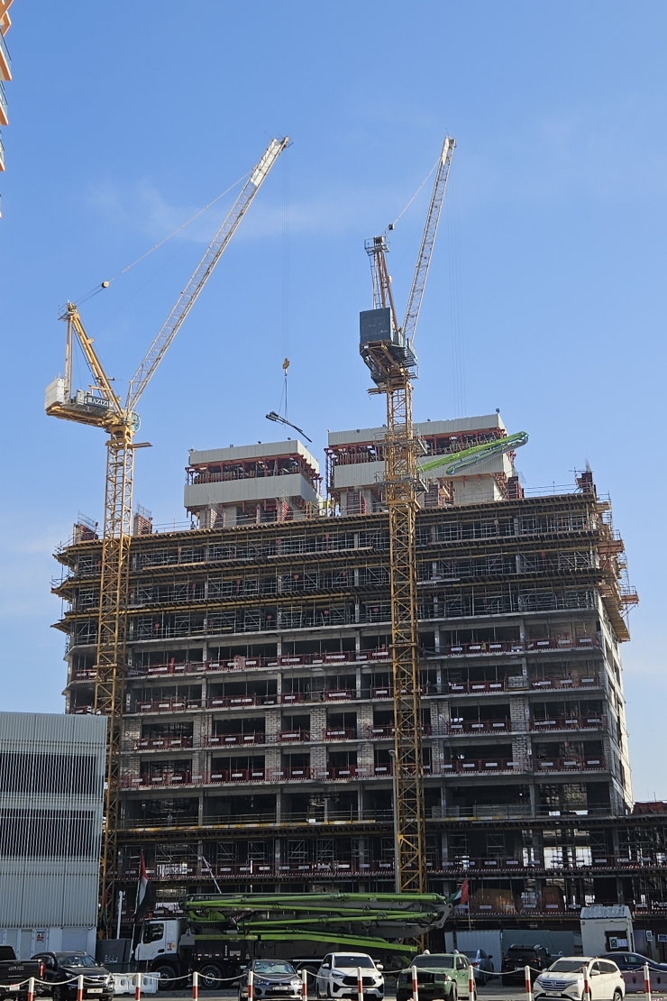 Adeba Azizi - Propsearch.ae