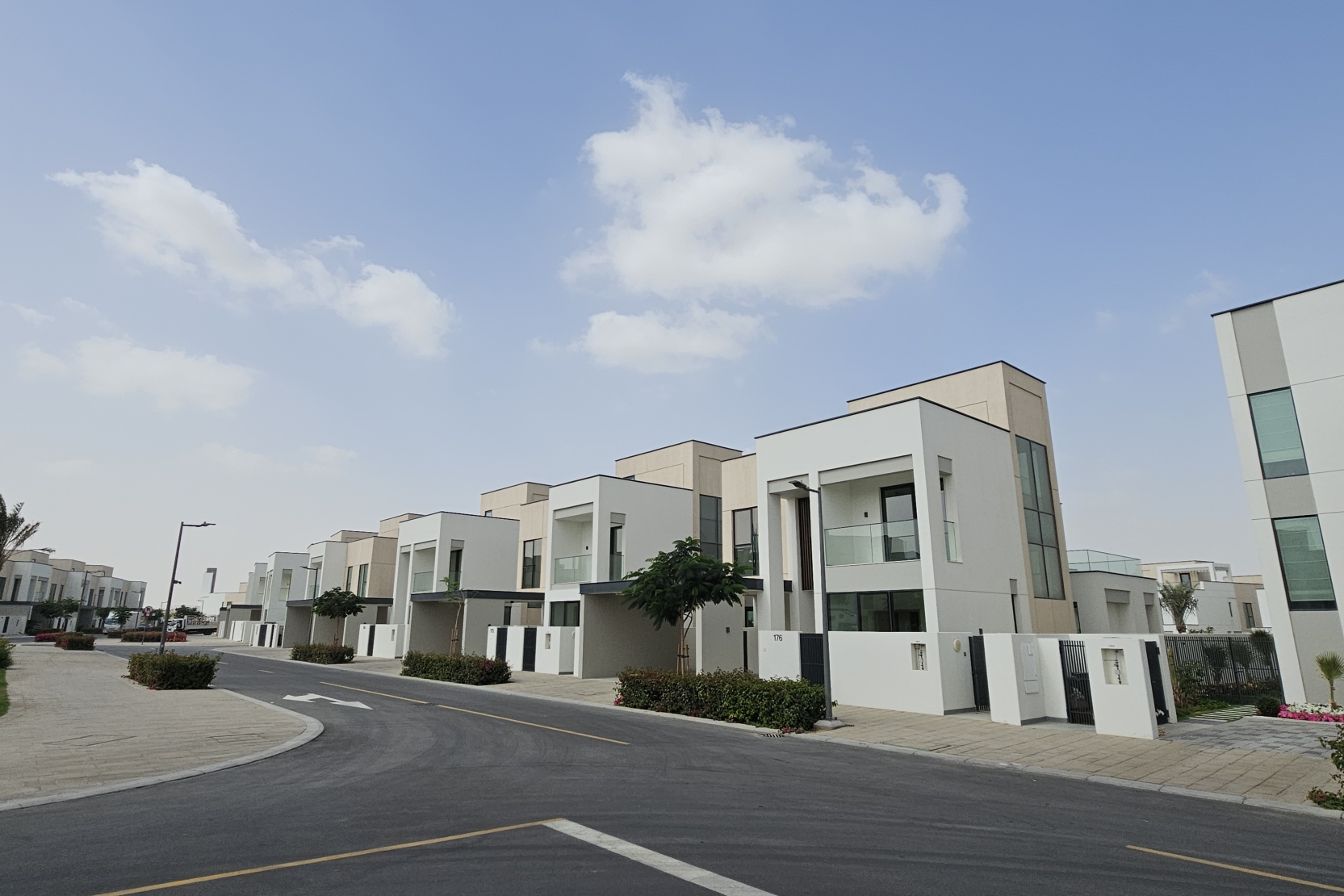 Caya 2 - Propsearch.ae