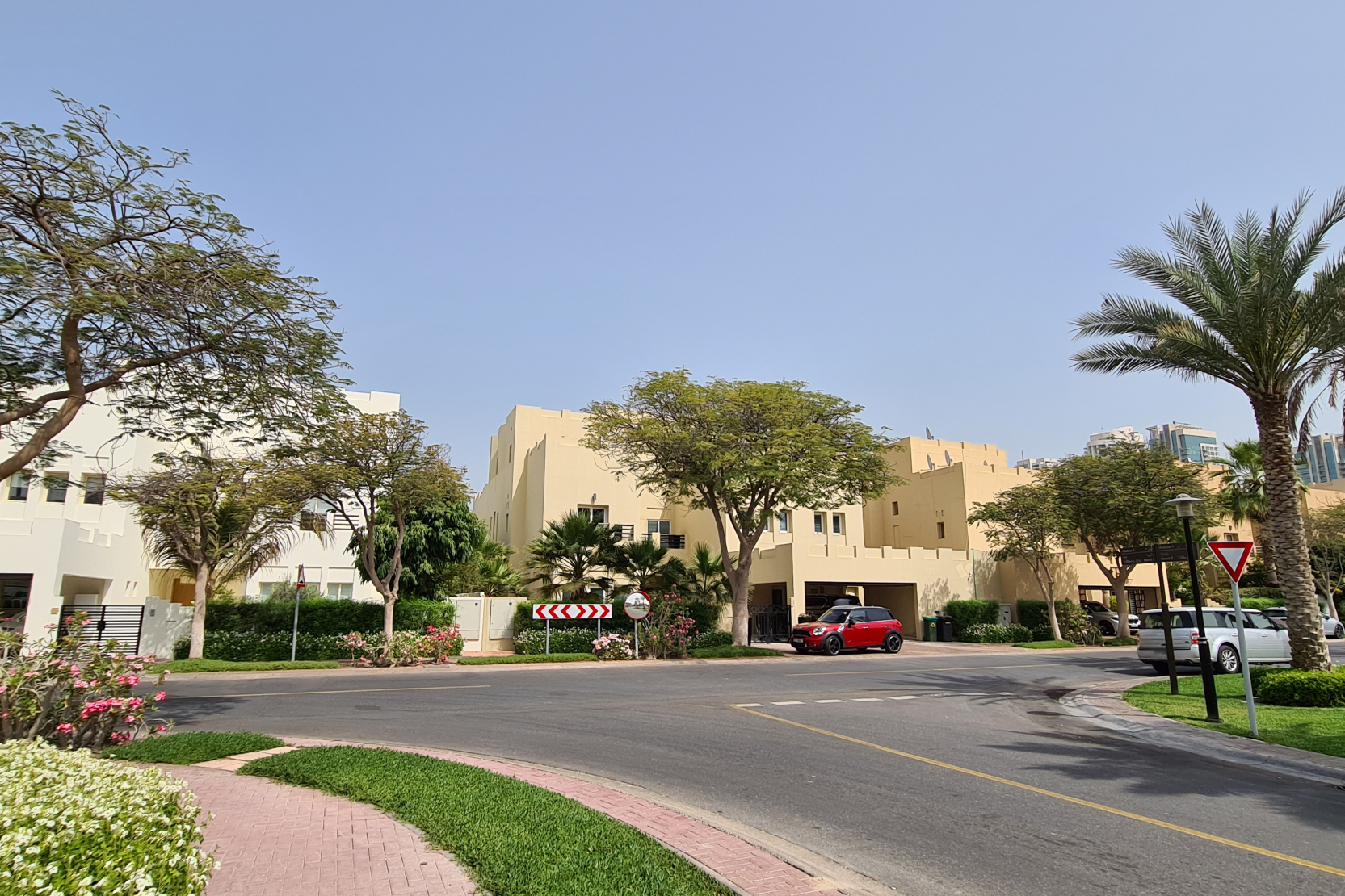 Hattan 3 - Propsearch.ae