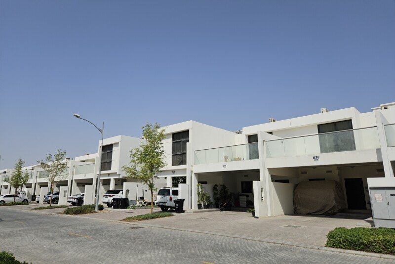 Janusia - Propsearch.ae