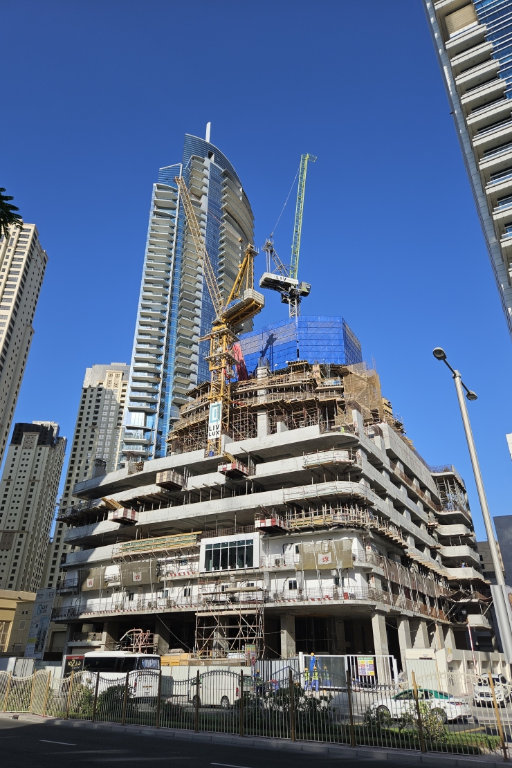 LIV Lux - Propsearch.ae