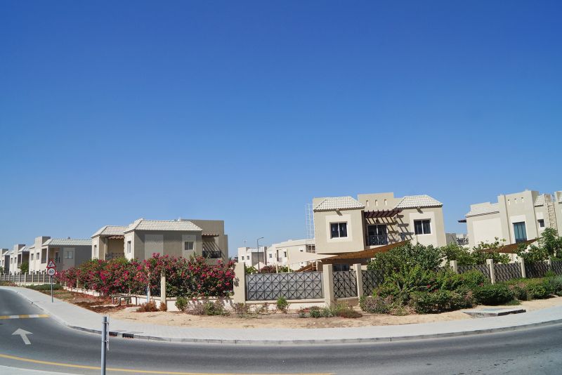 Living Legends Guide | Propsearch.ae