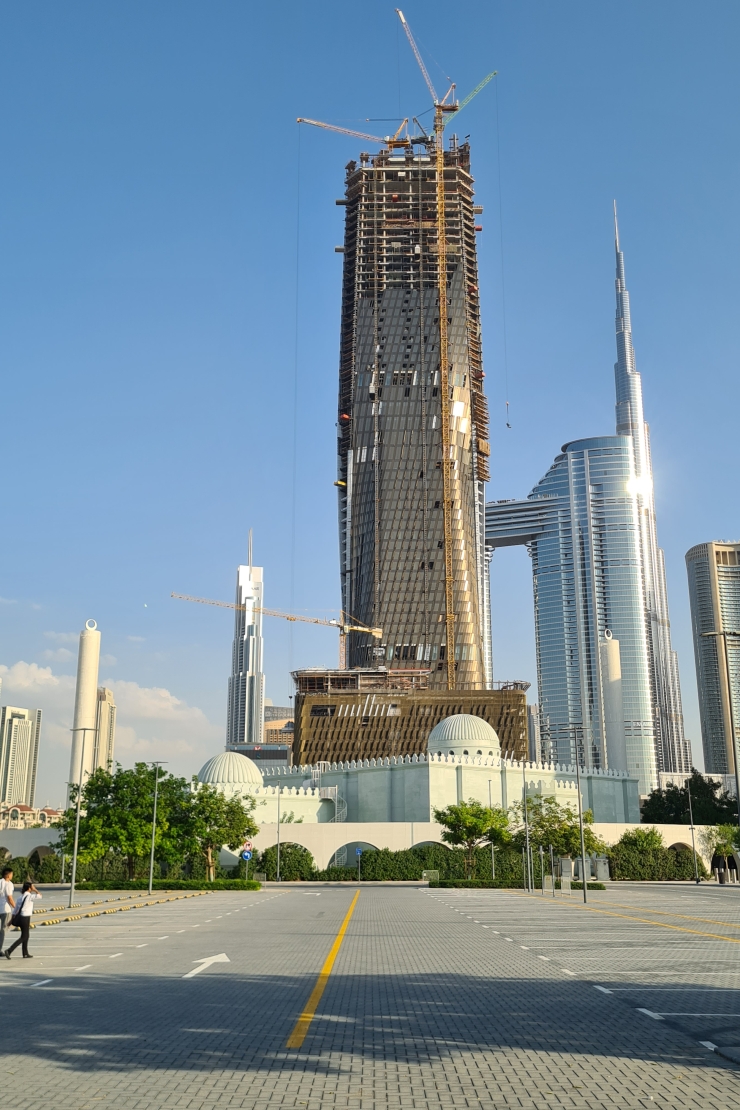 #TOPPED OUT | Wasl Tower | 64F | 303m | SZR | Page 19 | SkyscraperCity ...