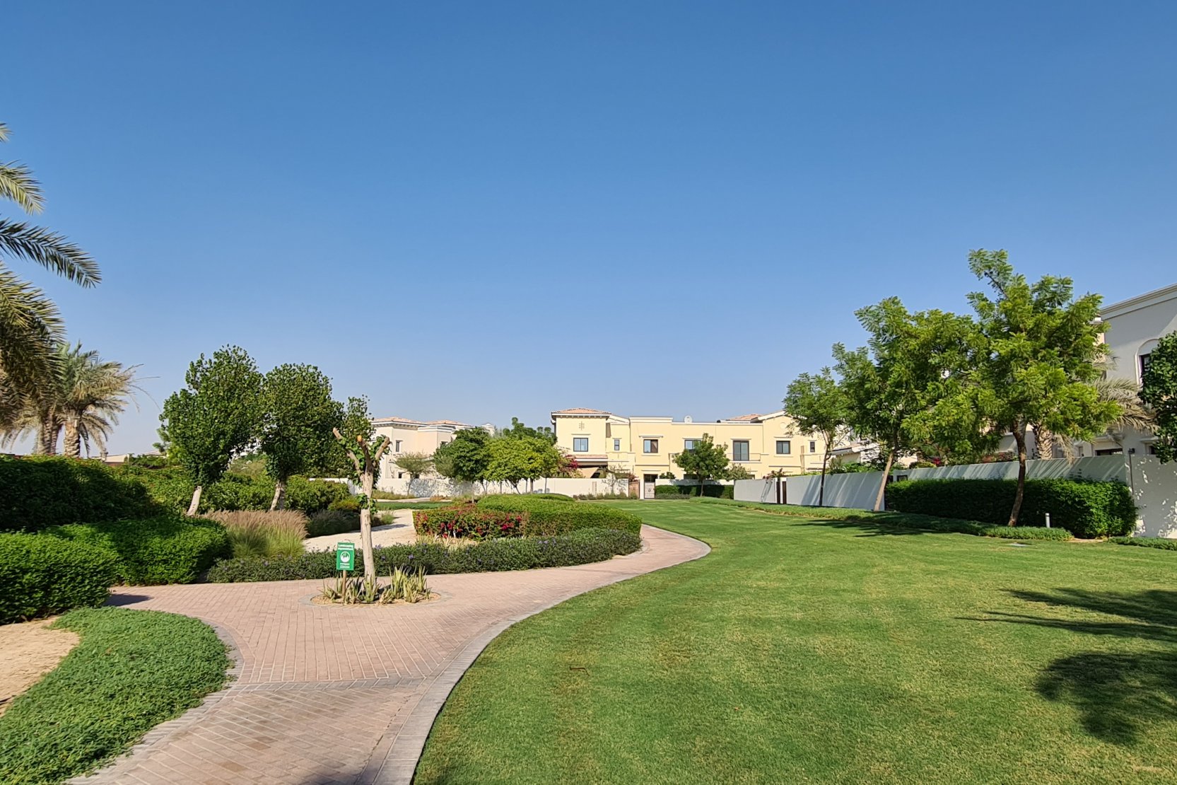 Mira 4 - Propsearch.ae