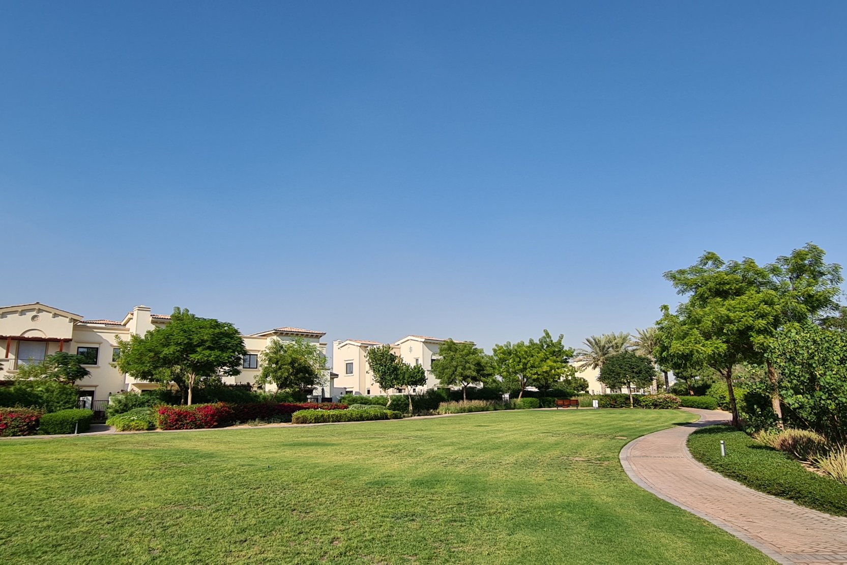 Mira 4 - Propsearch.ae