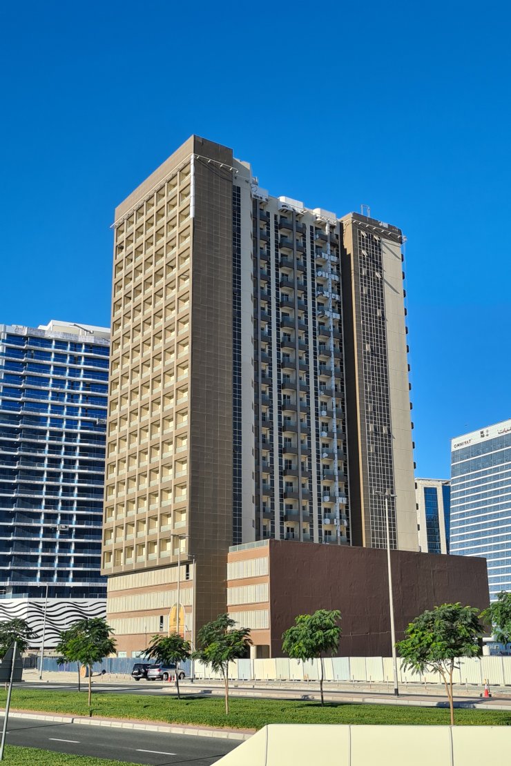 Moon Tower - Propsearch.ae