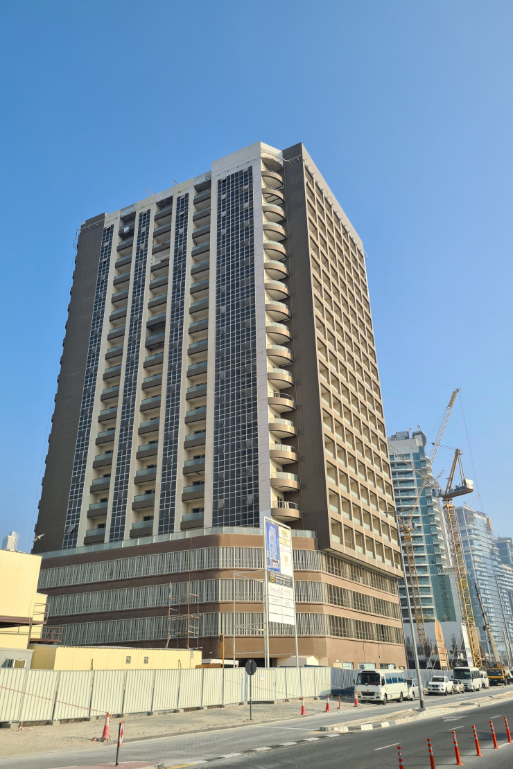 Moon Tower - Propsearch.ae