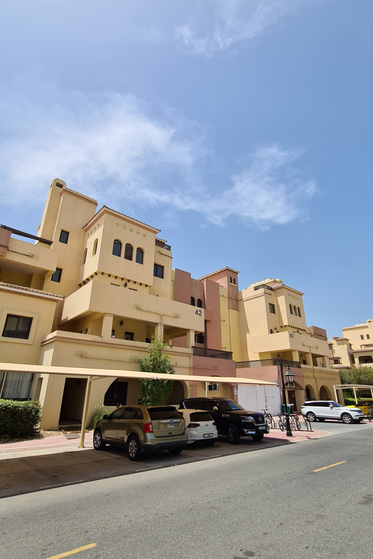 Shorooq Building 42 - Propsearch.ae