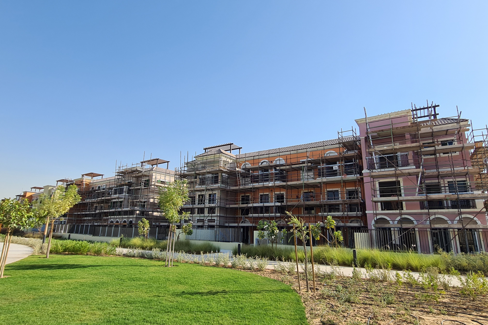 Sur La Mer - Propsearch.ae