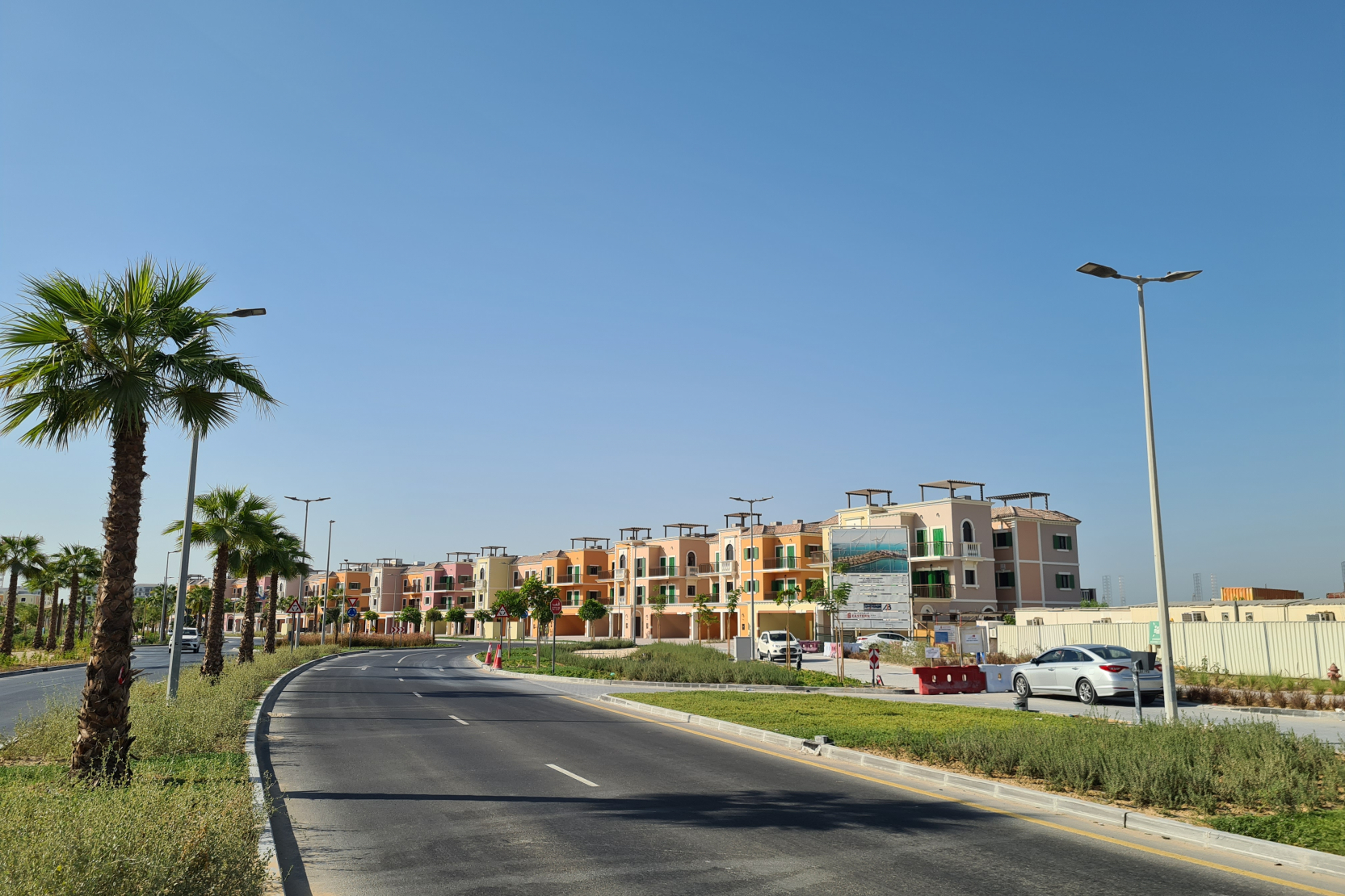 Sur La Mer - Propsearch.ae