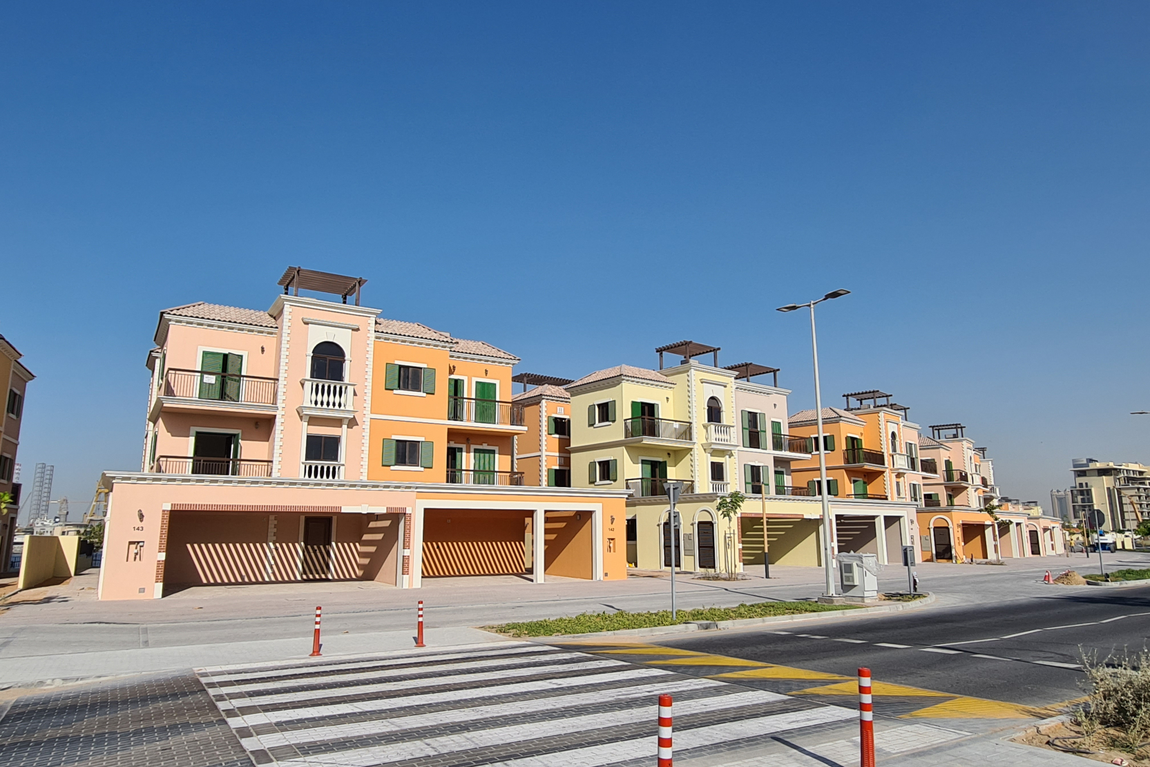 Sur La Mer - Propsearch.ae