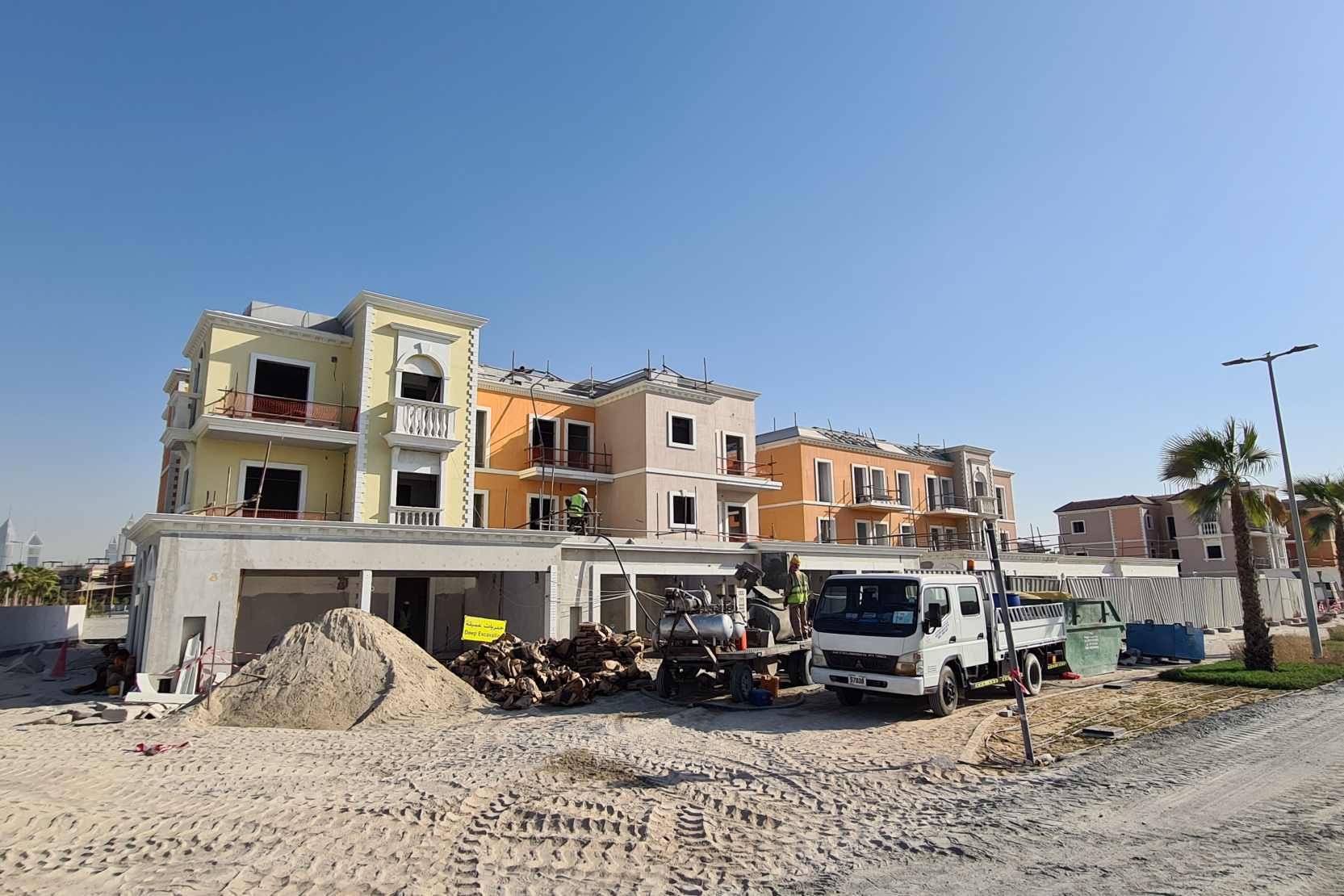 Sur La Mer - Propsearch.ae