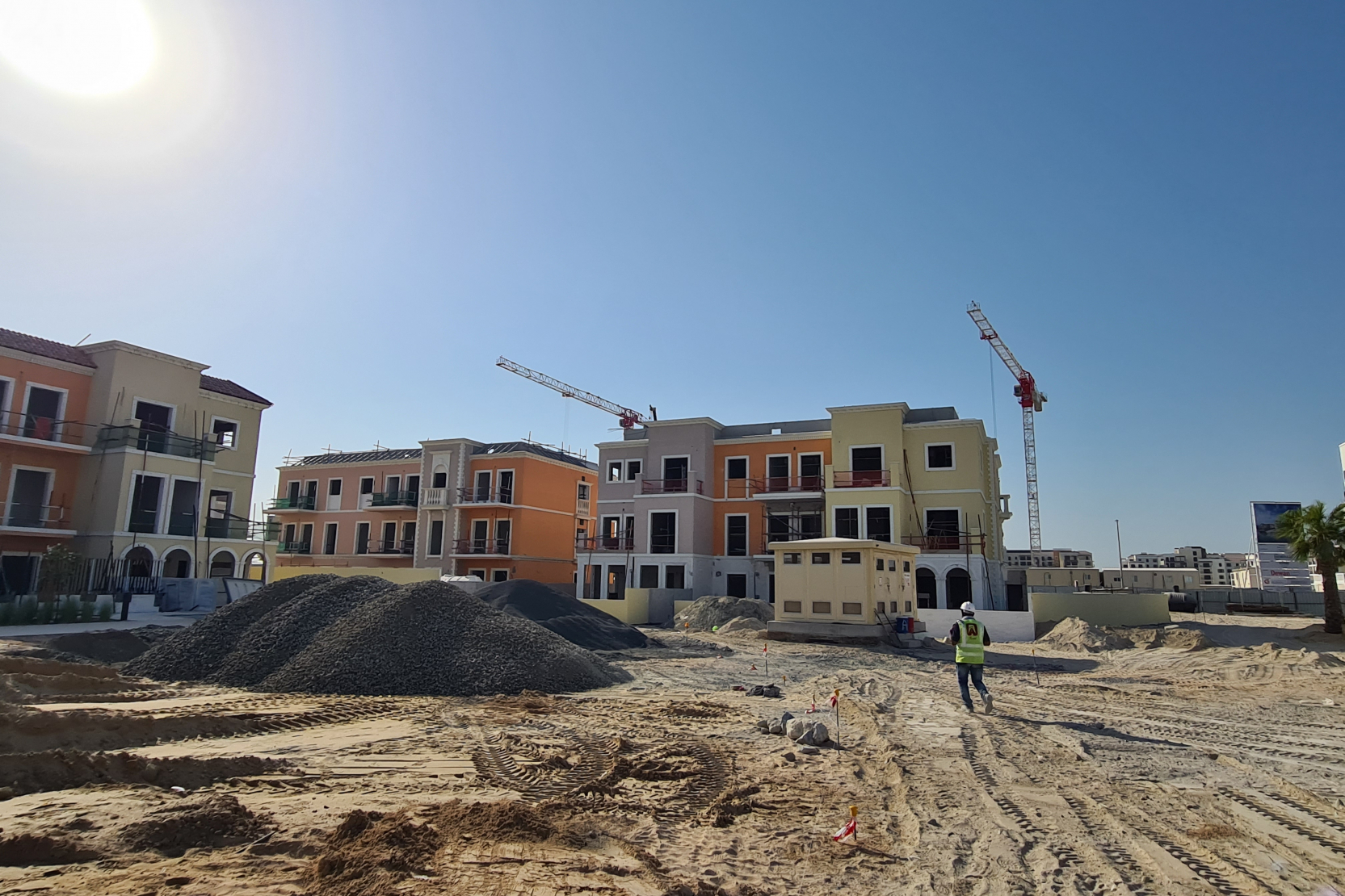 Sur La Mer - Propsearch.ae