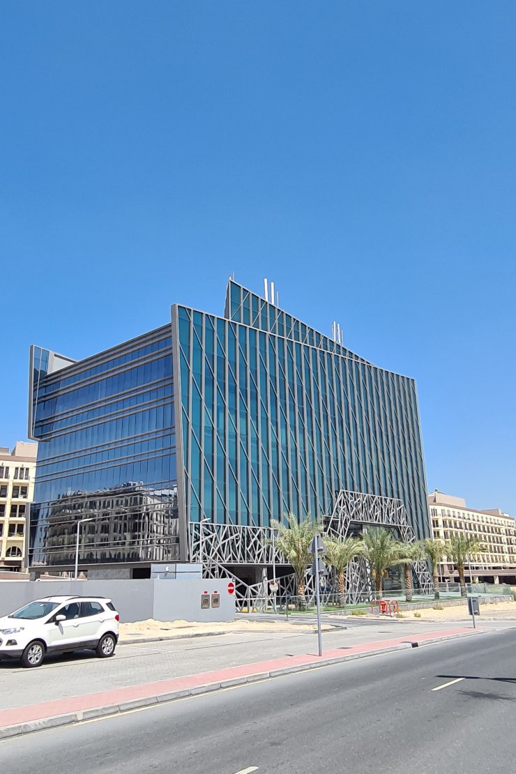 The V Arjan - Propsearch.ae