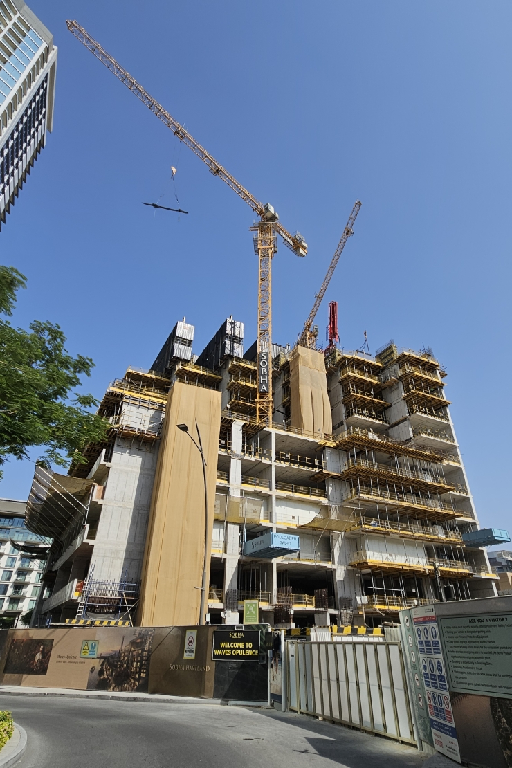 Waves Opulence - Propsearch.ae