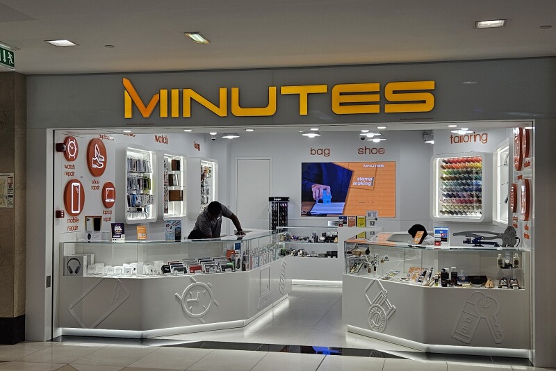 Bay Avenue Mall & Park Amenities - Propsearch.ae